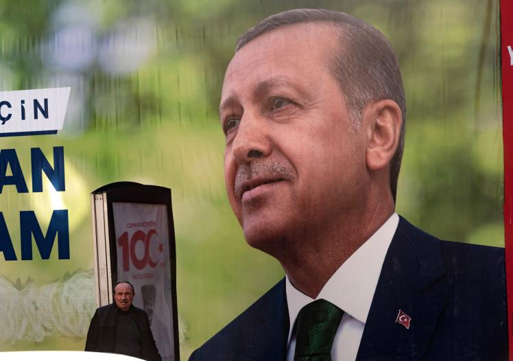 International Employment Lawyer